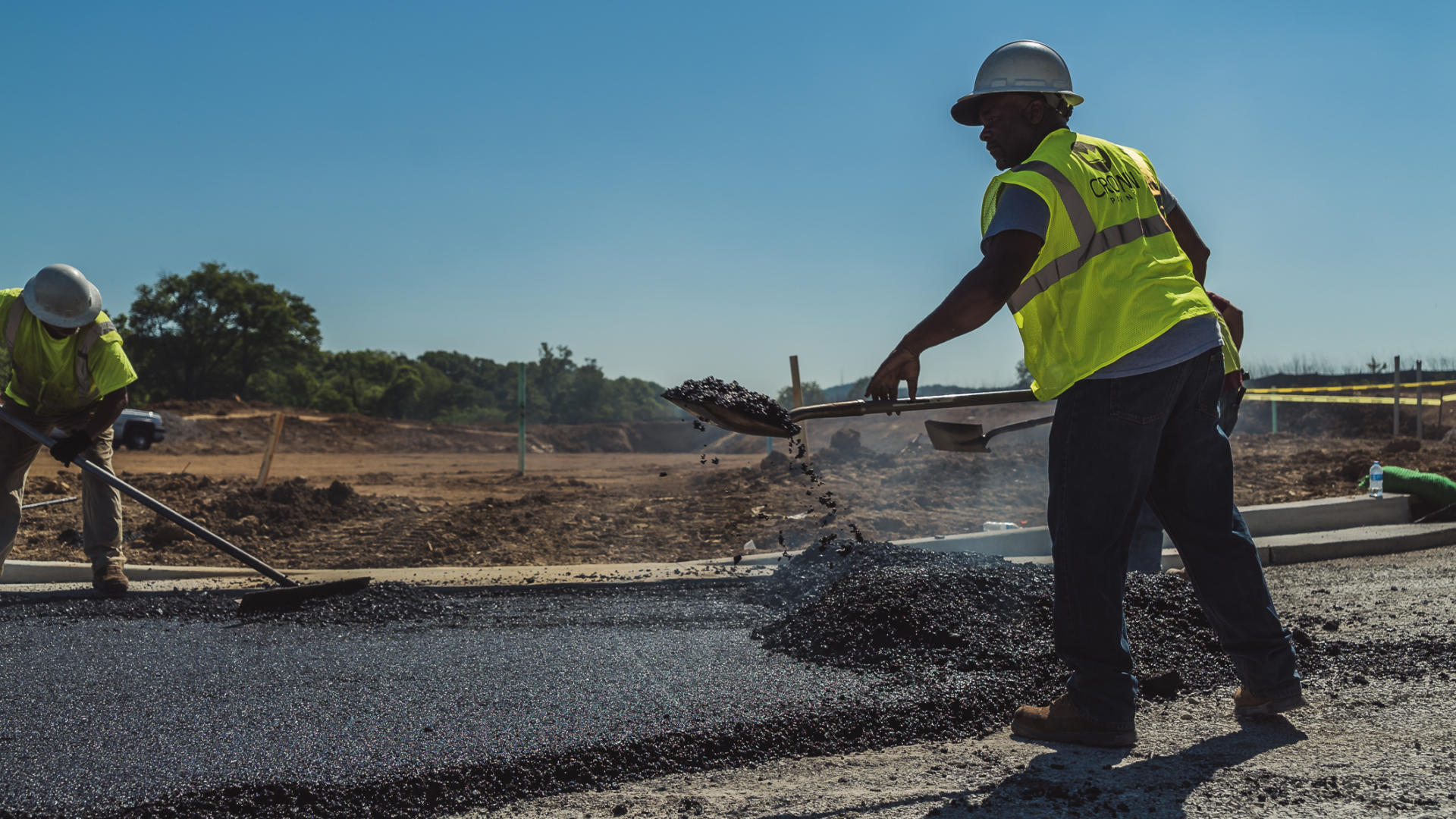 Brentwood Asphalt Parking Lot Paving Contractor | Crown Paving
